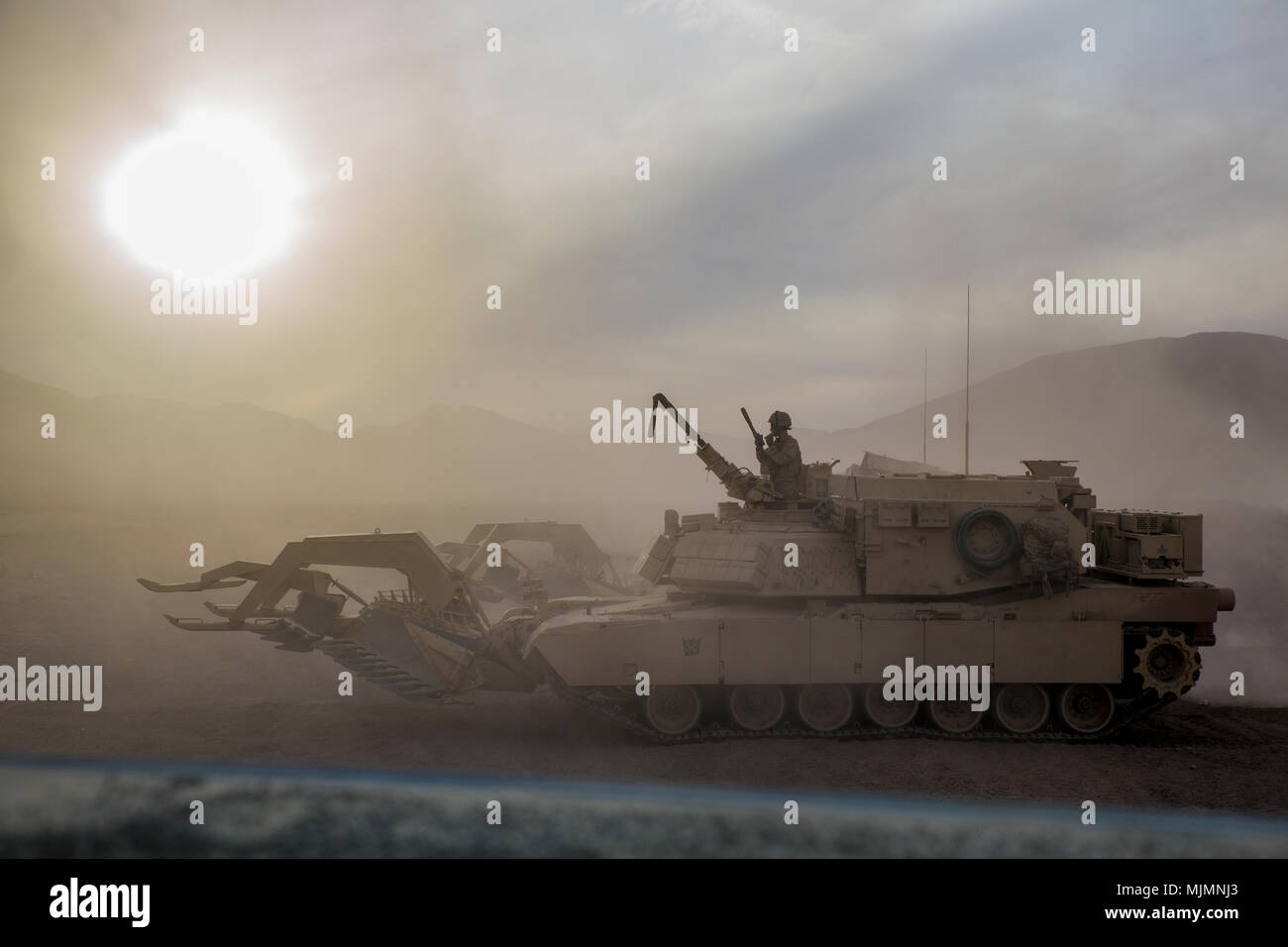 M1 assault breacher vehicle hi-res stock photography and images - Alamy
