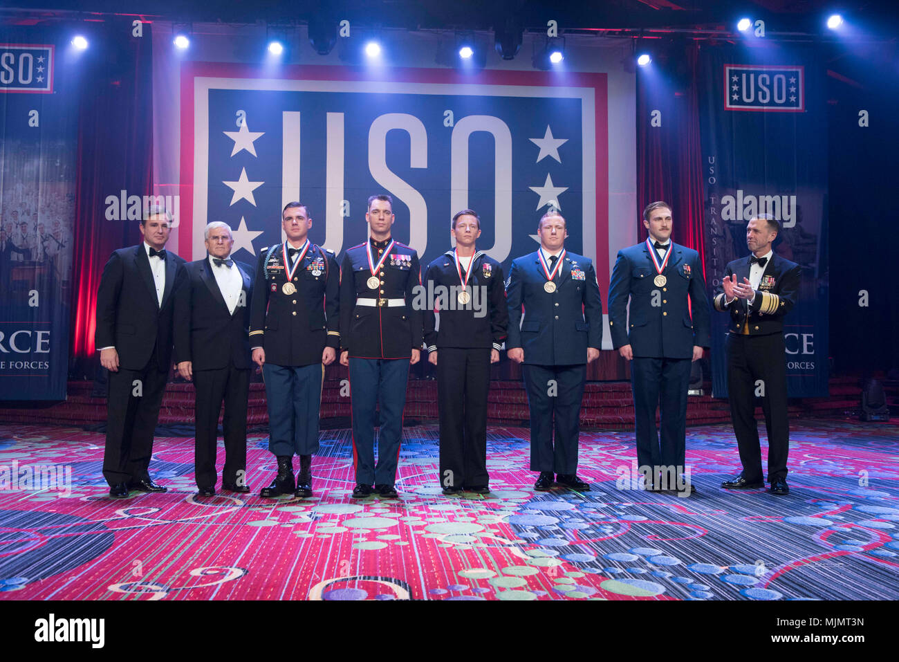 Uso military leadership award hi-res stock photography and images - Alamy