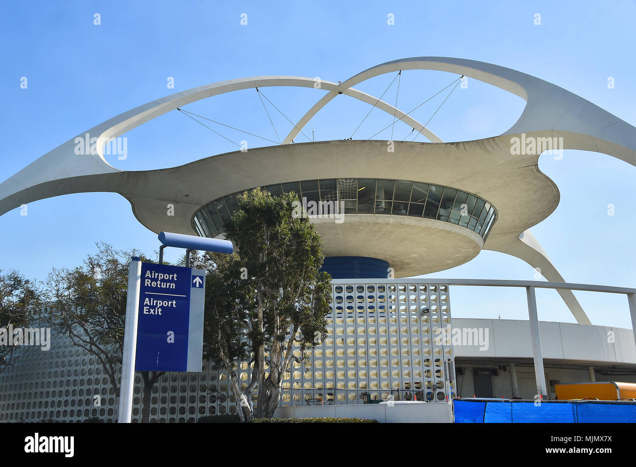 A 7,000 square foot portion of the iconic theme building at the Los ...