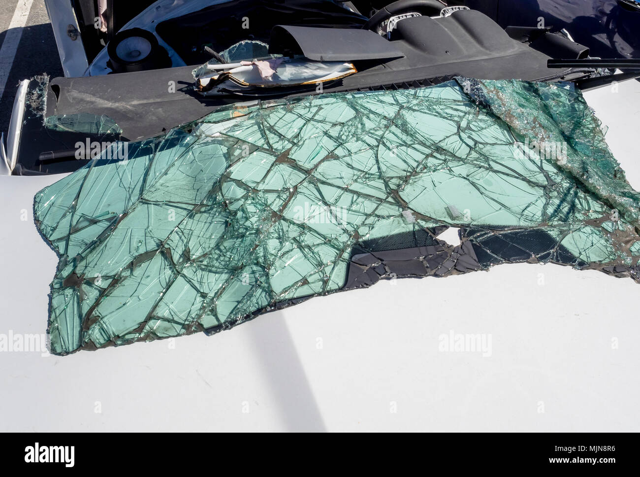 Broken windshield on the car after an accident Stock Photo - Alamy