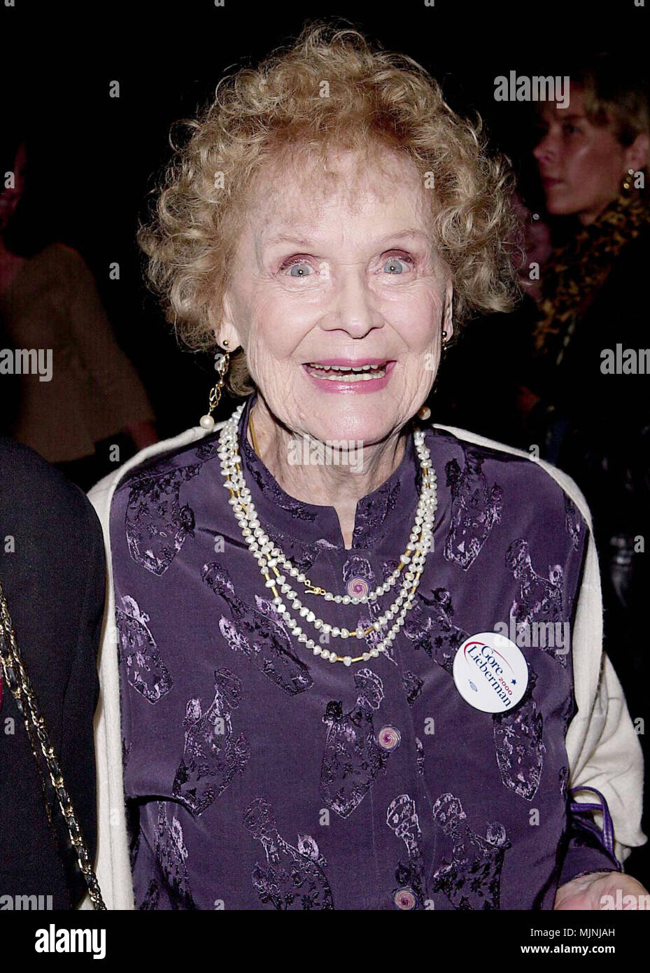 Gloria stuart 278 hi-res stock photography and images - Alamy