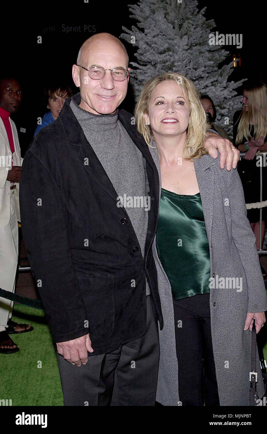 08 Nov 2000, Los Angeles, California, USA --- Original caption: Dr ...