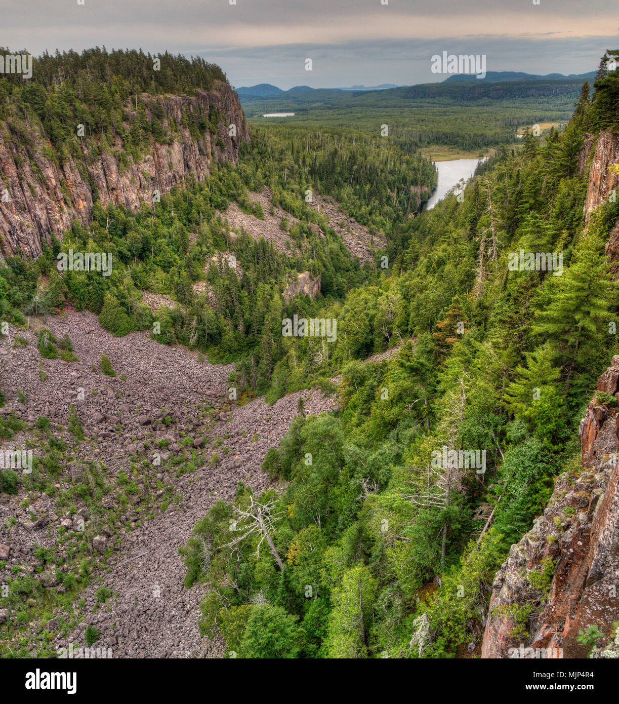 Ouimet canyon provincial park hi-res stock photography and images - Alamy