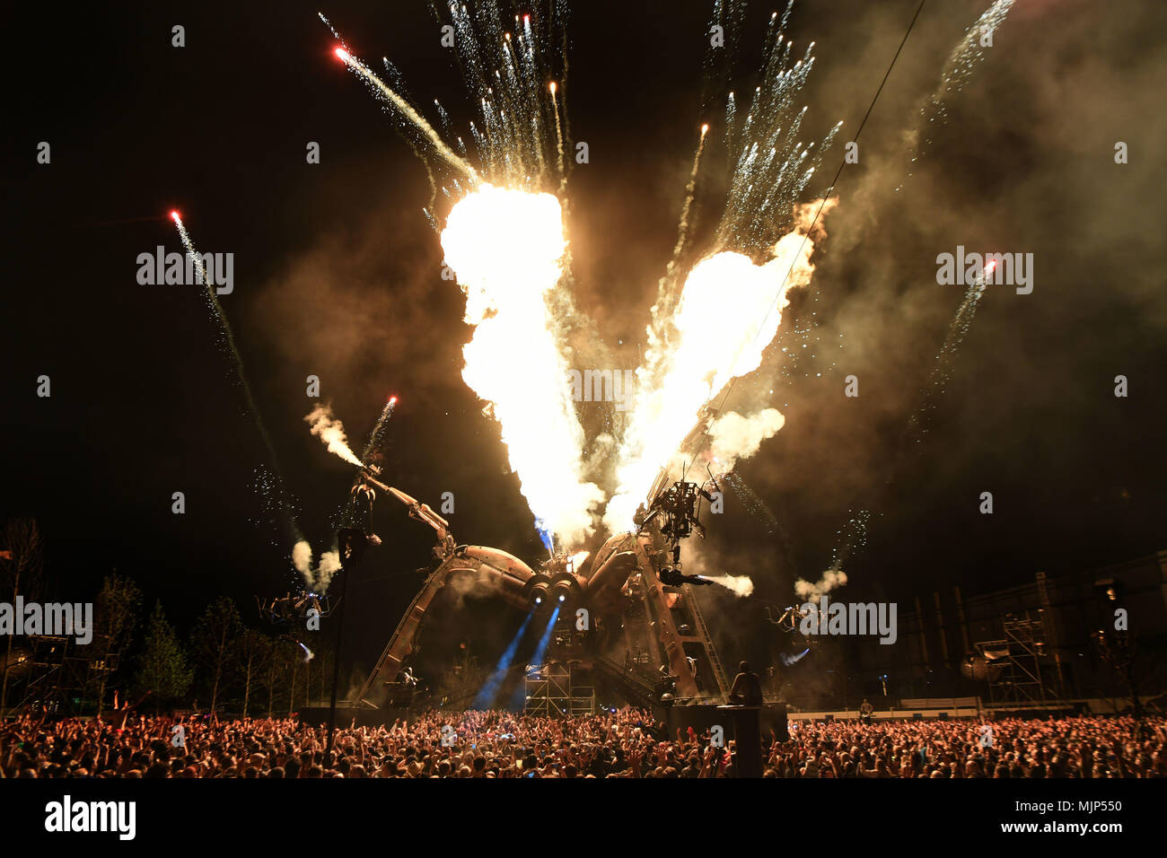 A giant, fire-breathing, 'Arcadia Spider' during the Metamorphosis show ...