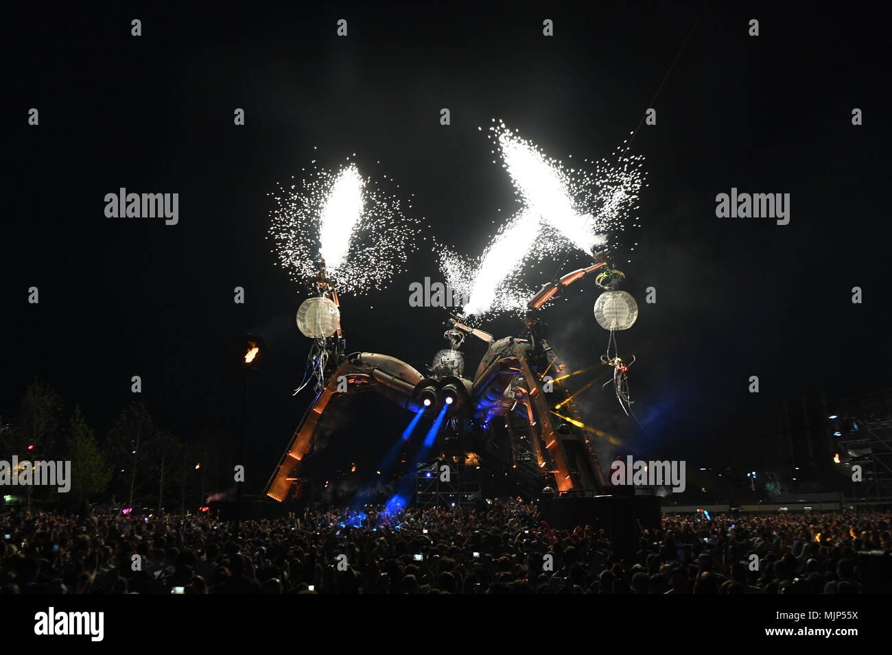 A giant, fire-breathing, 'Arcadia Spider' during the Metamorphosis show ...