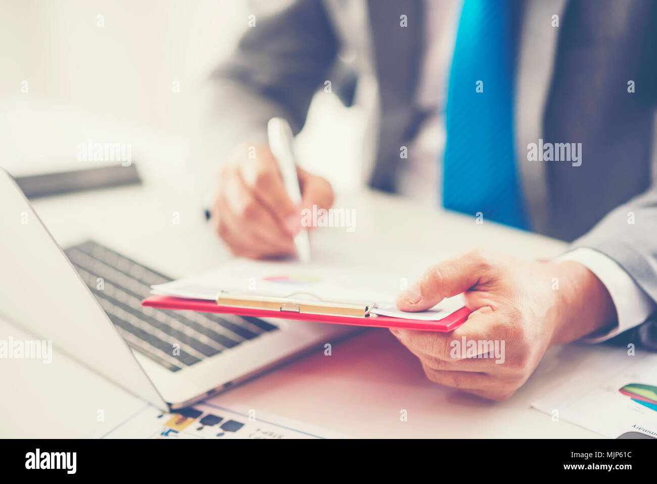 Denoting hi-res stock photography and images - Alamy