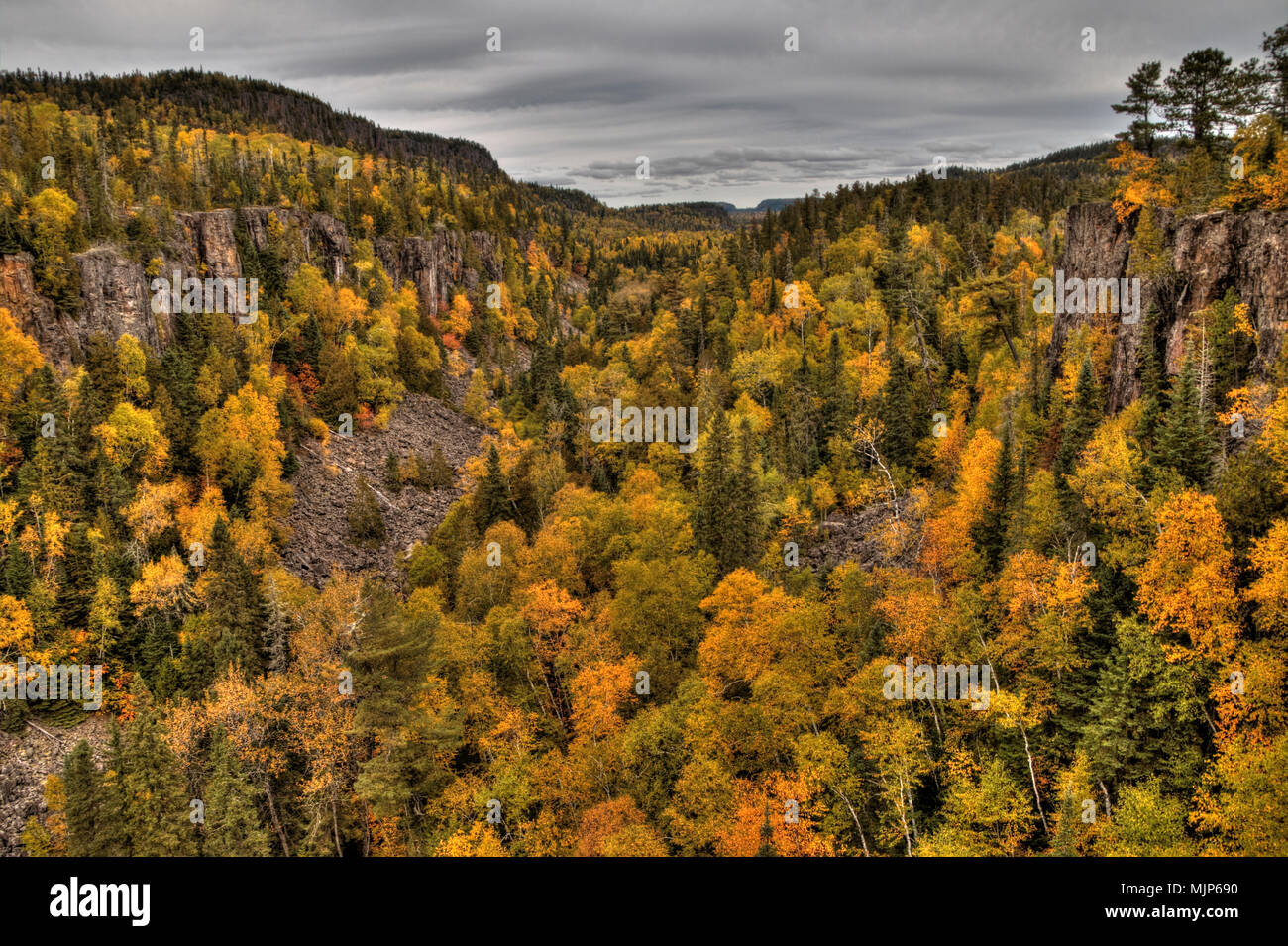 Ouimet canyon is a provincial Park in Northern Ontario by Thunder bay ...