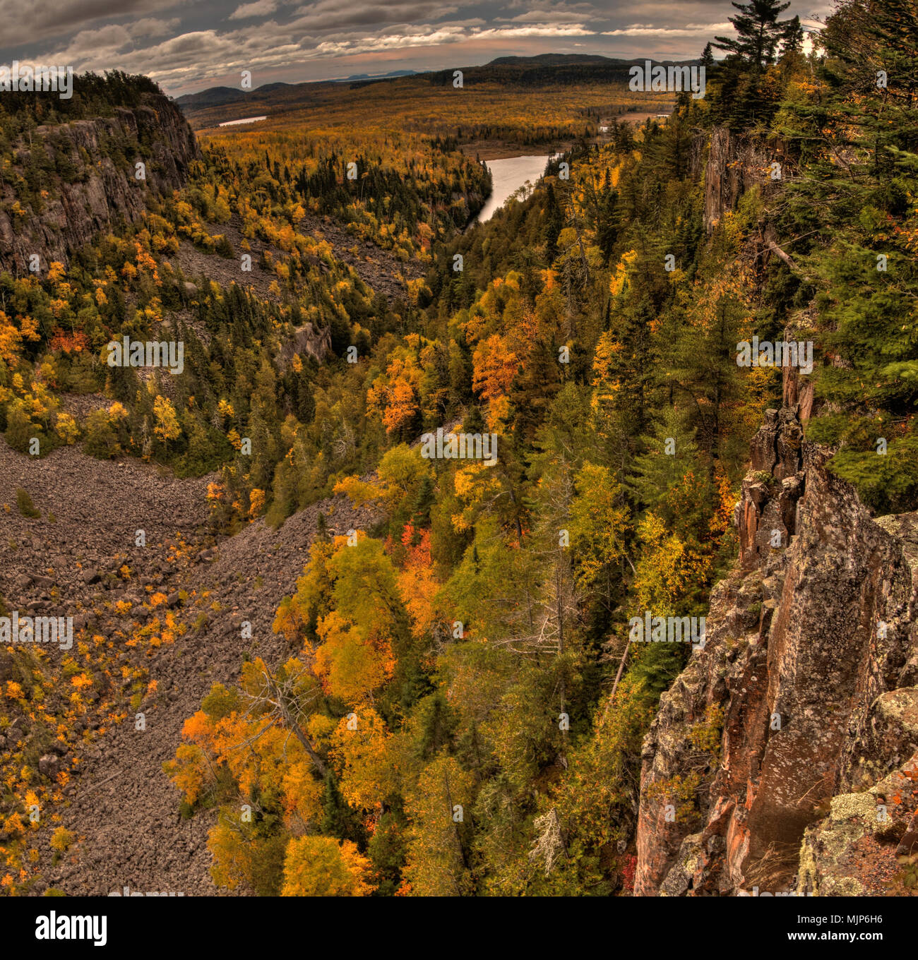 Ouimet canyon is a provincial Park in Northern Ontario by Thunder bay ...