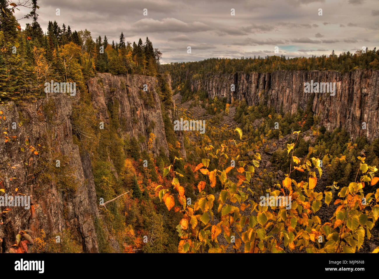 Ouimet canyon is a provincial Park in Northern Ontario by Thunder bay ...