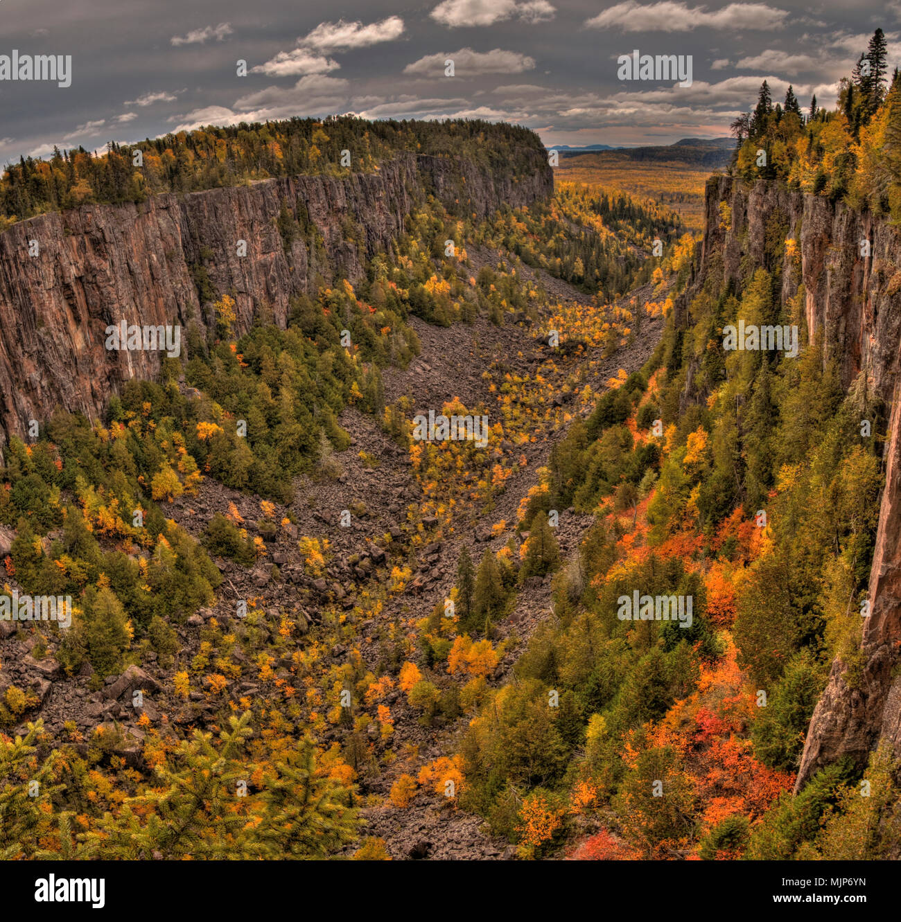 Ouimet canyon is a provincial Park in Northern Ontario by Thunder bay ...