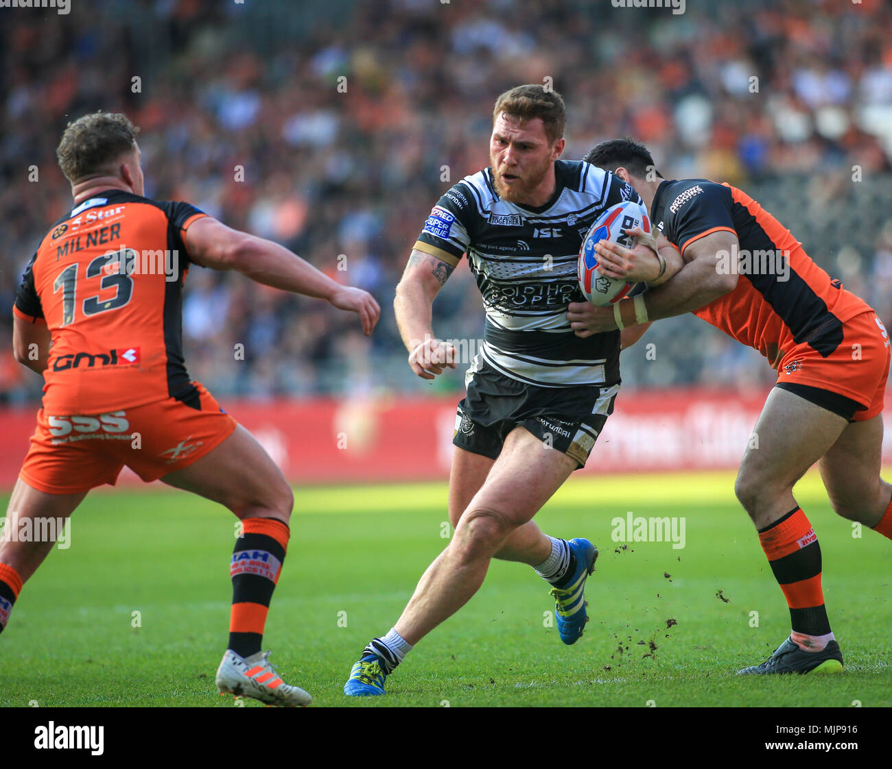 Hull v cas hi-res stock photography and images - Alamy