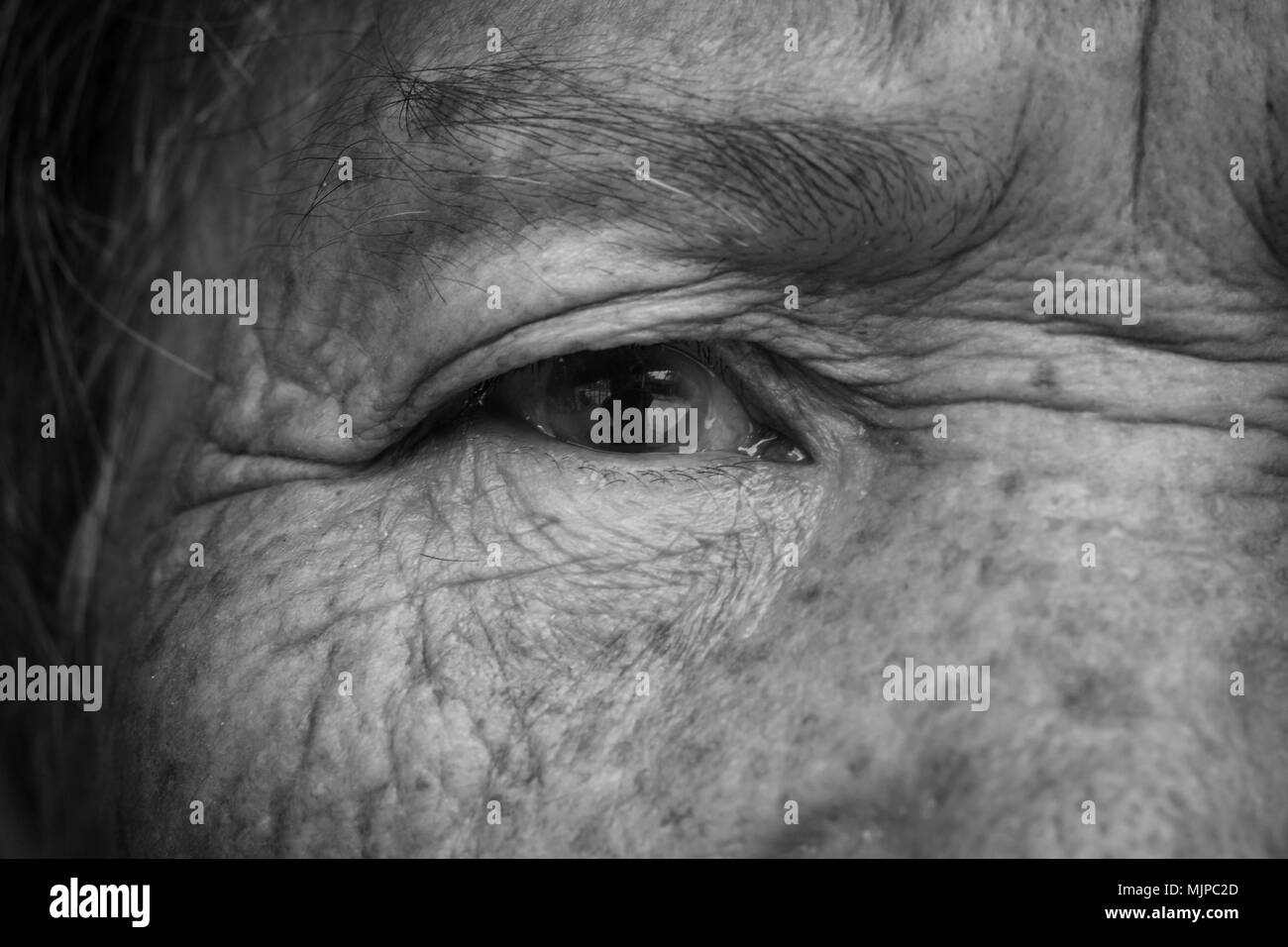 Eye tears woman Black and White Stock Photos & Images - Alamy