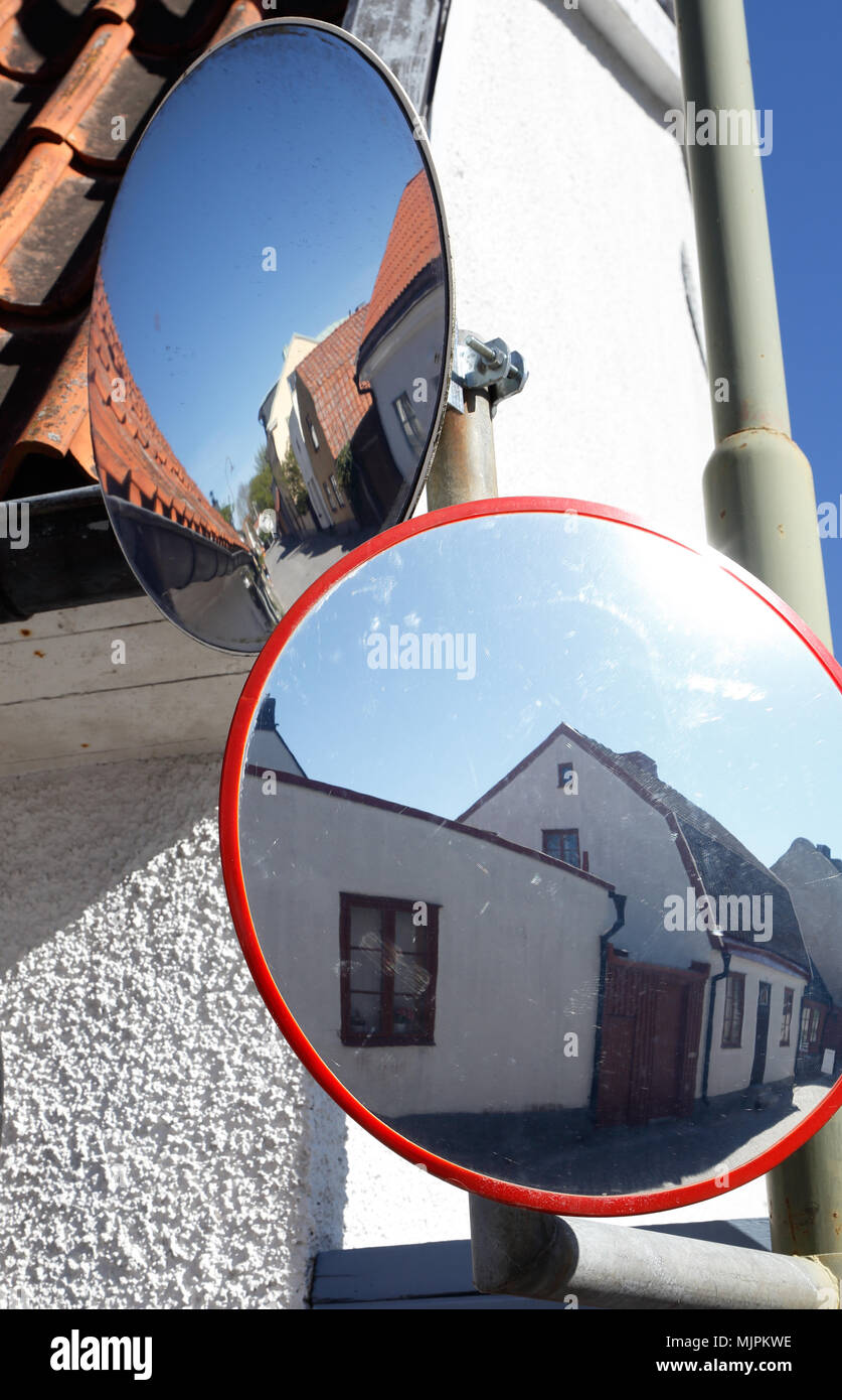 Narrow corner building hi-res stock photography and images - Alamy