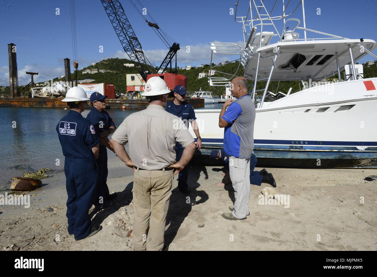 Coast guard and resolve marine group hi-res stock photography and ...