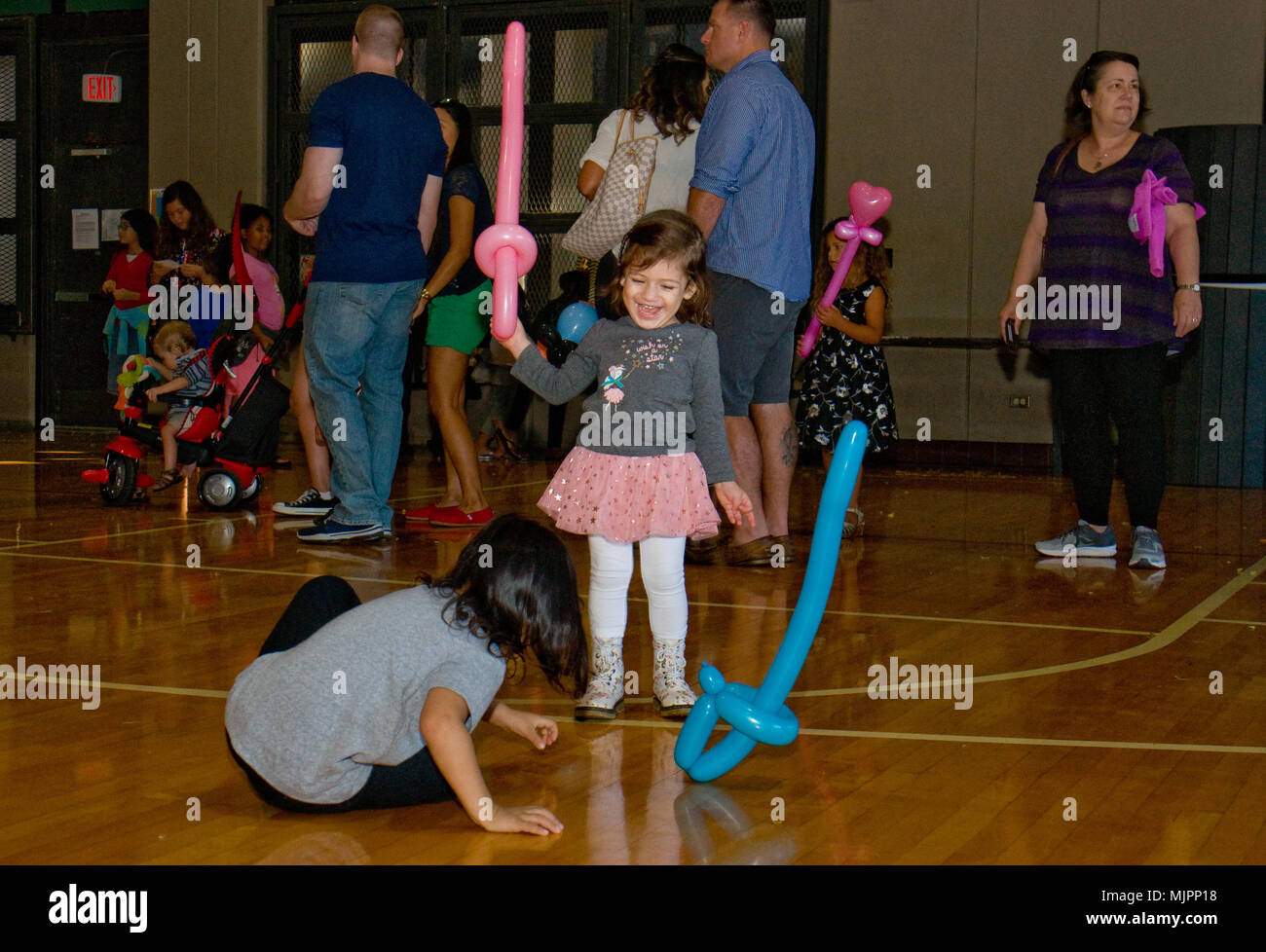 ALIAMANU MILITARY RESERVATION — Zoë Moure wins a balloon swordfight ...