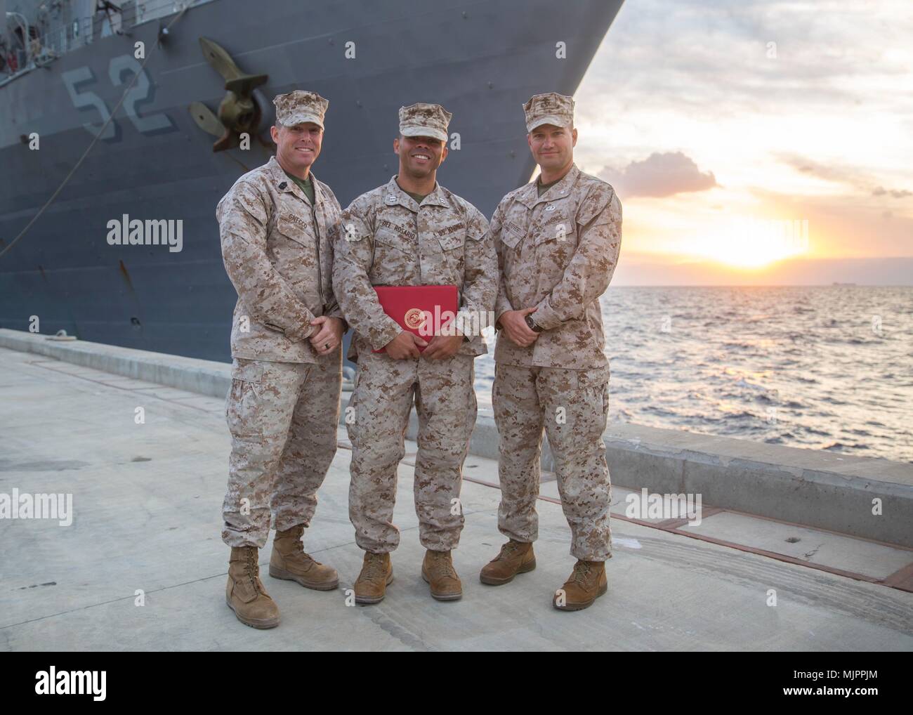 (171206-M-DJ953-0122) U.S. 5TH FLEET AREA OF OPERATIONS (Dec. 6, 2017 ...