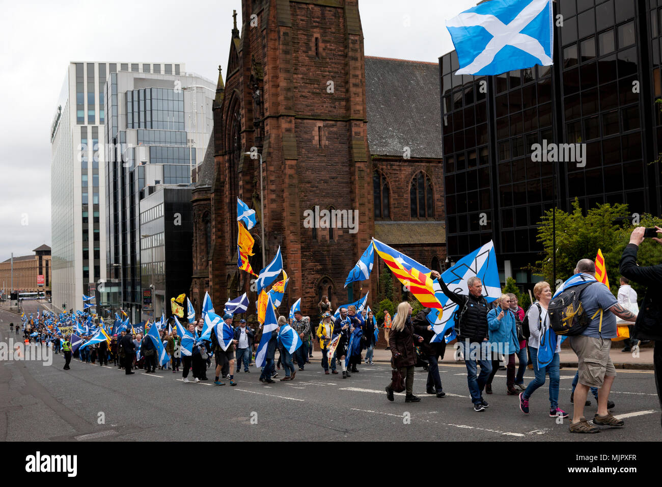 Elmbank hi-res stock photography and images - Alamy