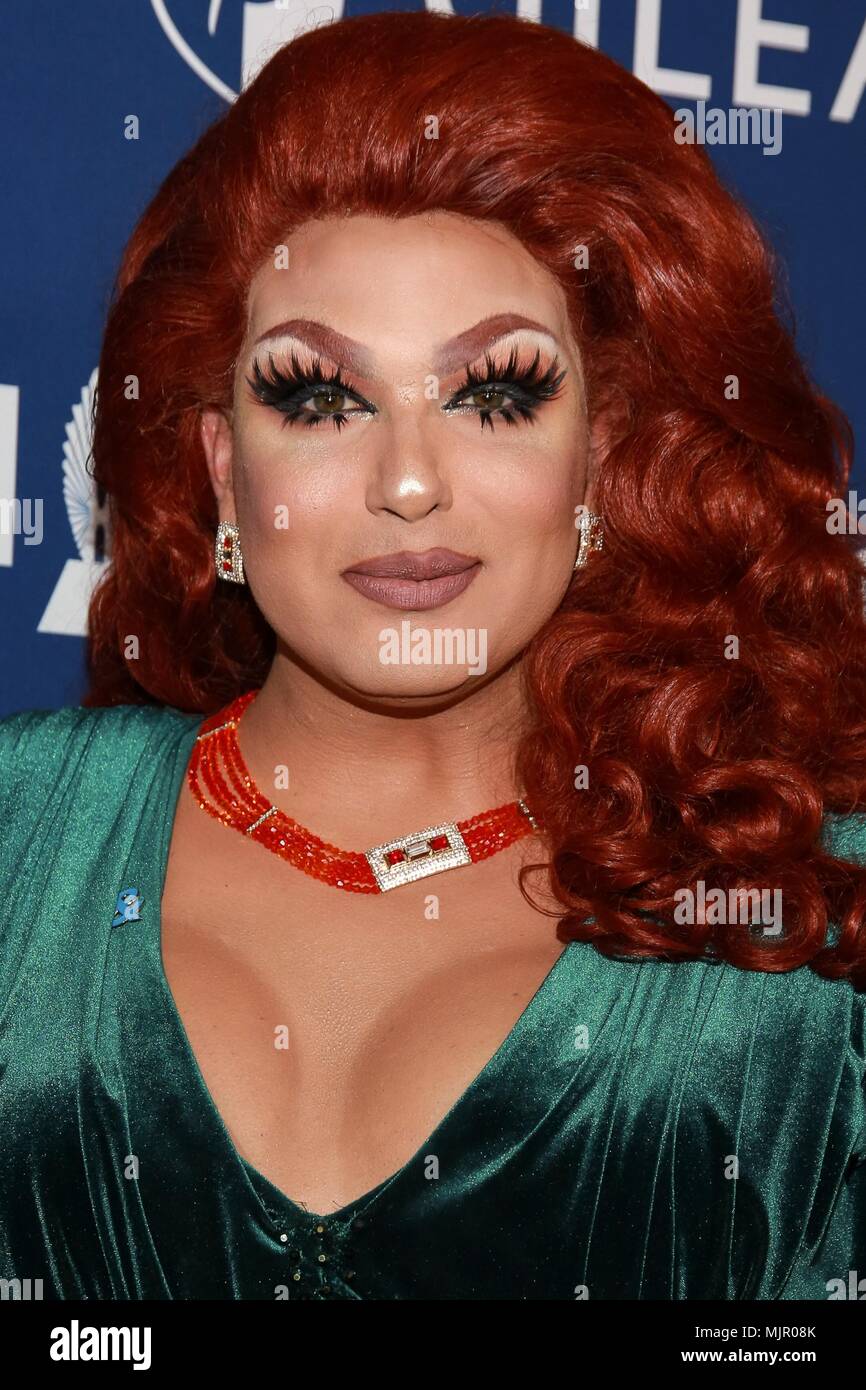 Alexis michelle hi-res stock photography and images - Alamy