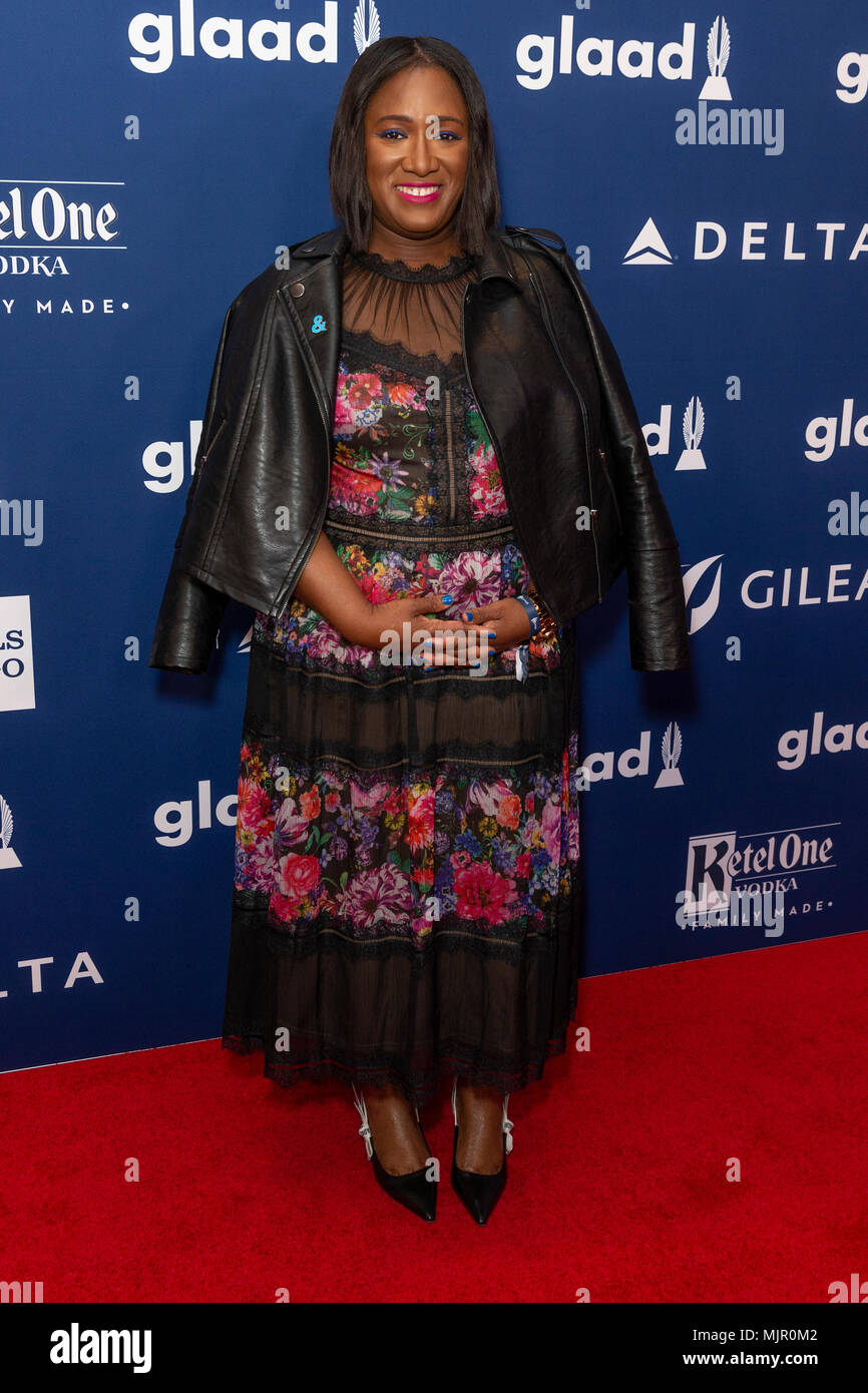 R warren hi-res stock photography and images - Alamy