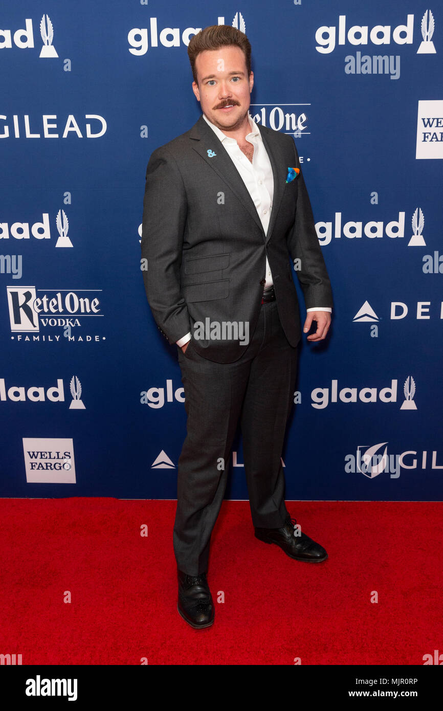 Zeke smith hi-res stock photography and images - Alamy