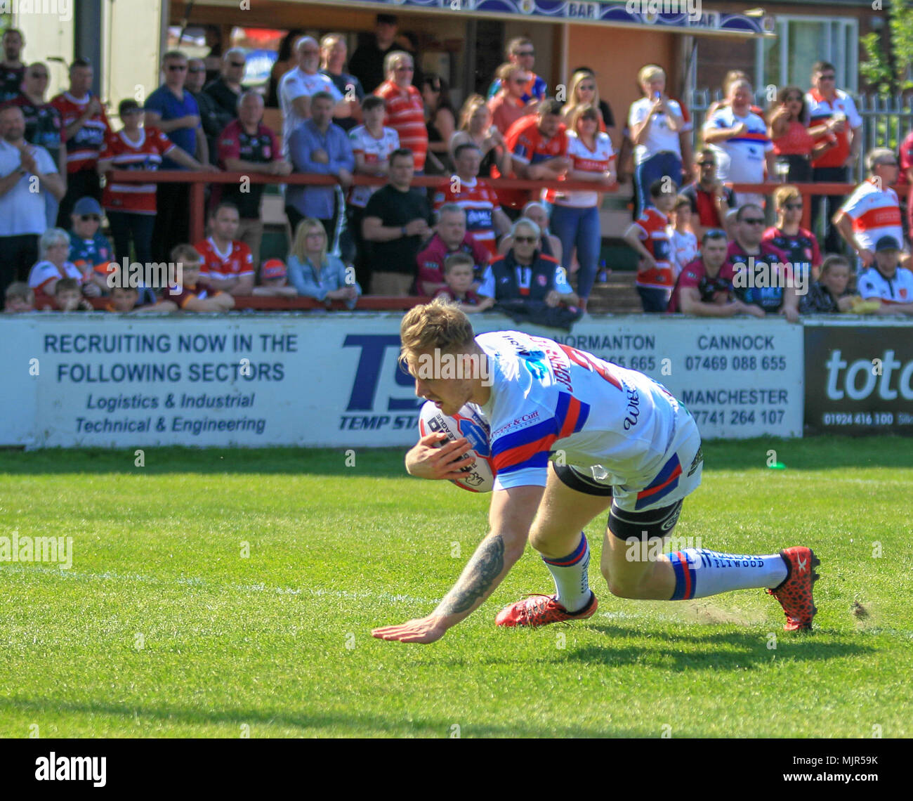 Tom johnstone rugby hi-res stock photography and images - Alamy