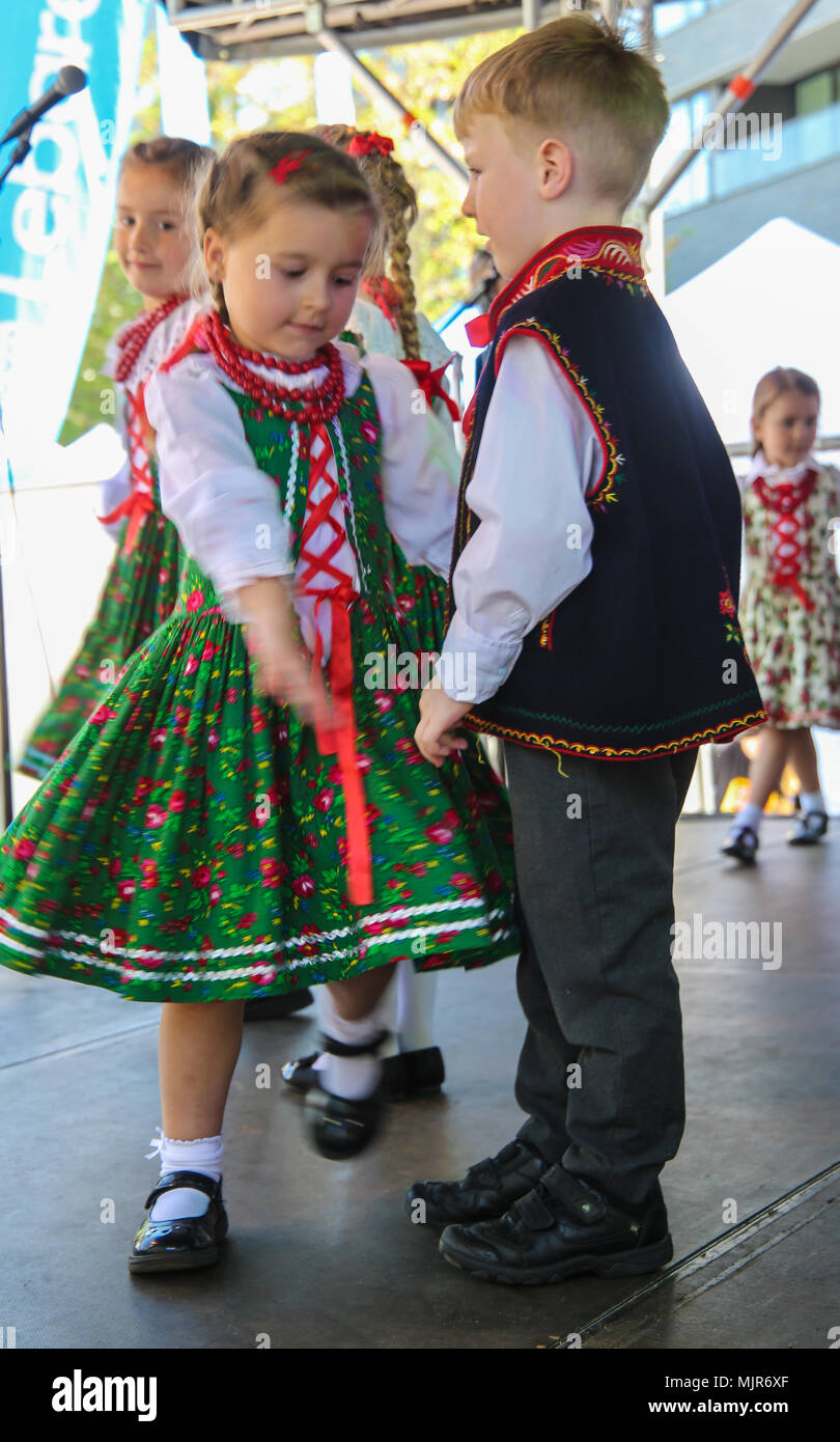 Girls With Traditional Polish Dresses High Resolution Stock Photography ...