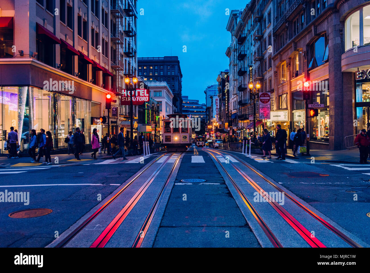 San Francisco Union Square Cable Car Stock Photo - Alamy