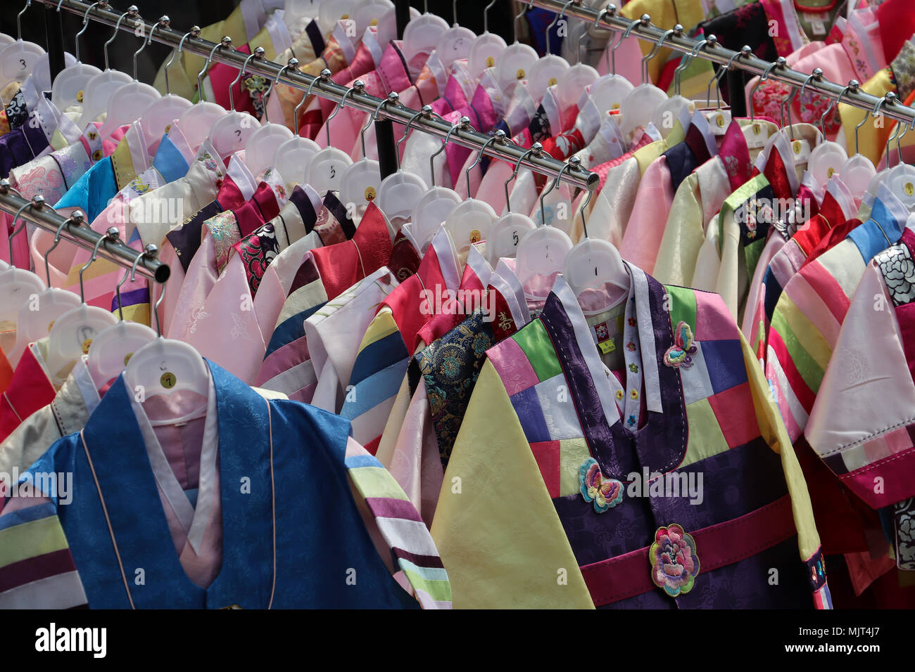 Korean traditional cloth hi-res stock photography and images - Alamy
