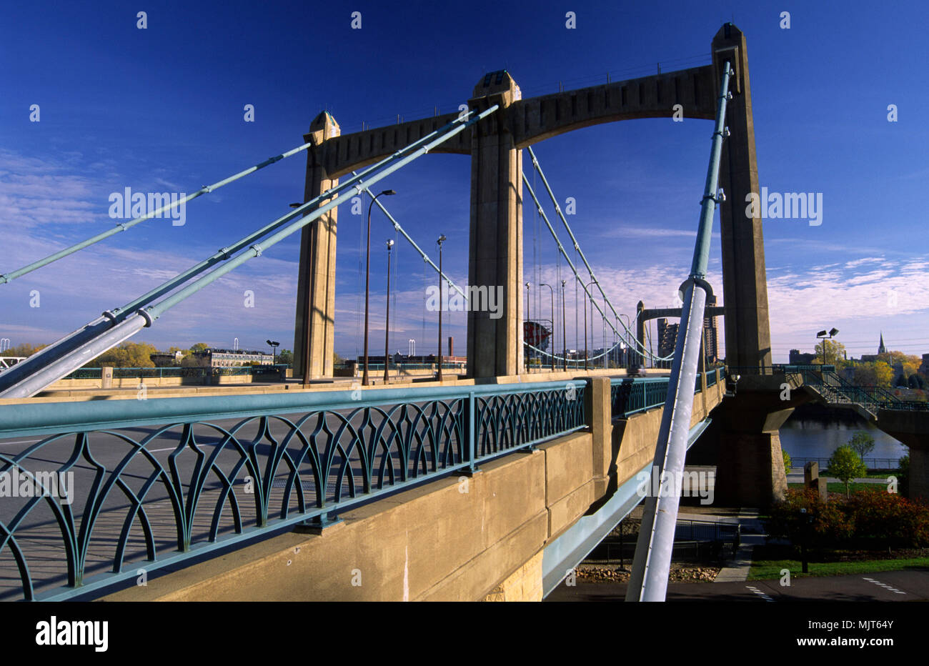 Minneapolis hennepin hi-res stock photography and images - Alamy