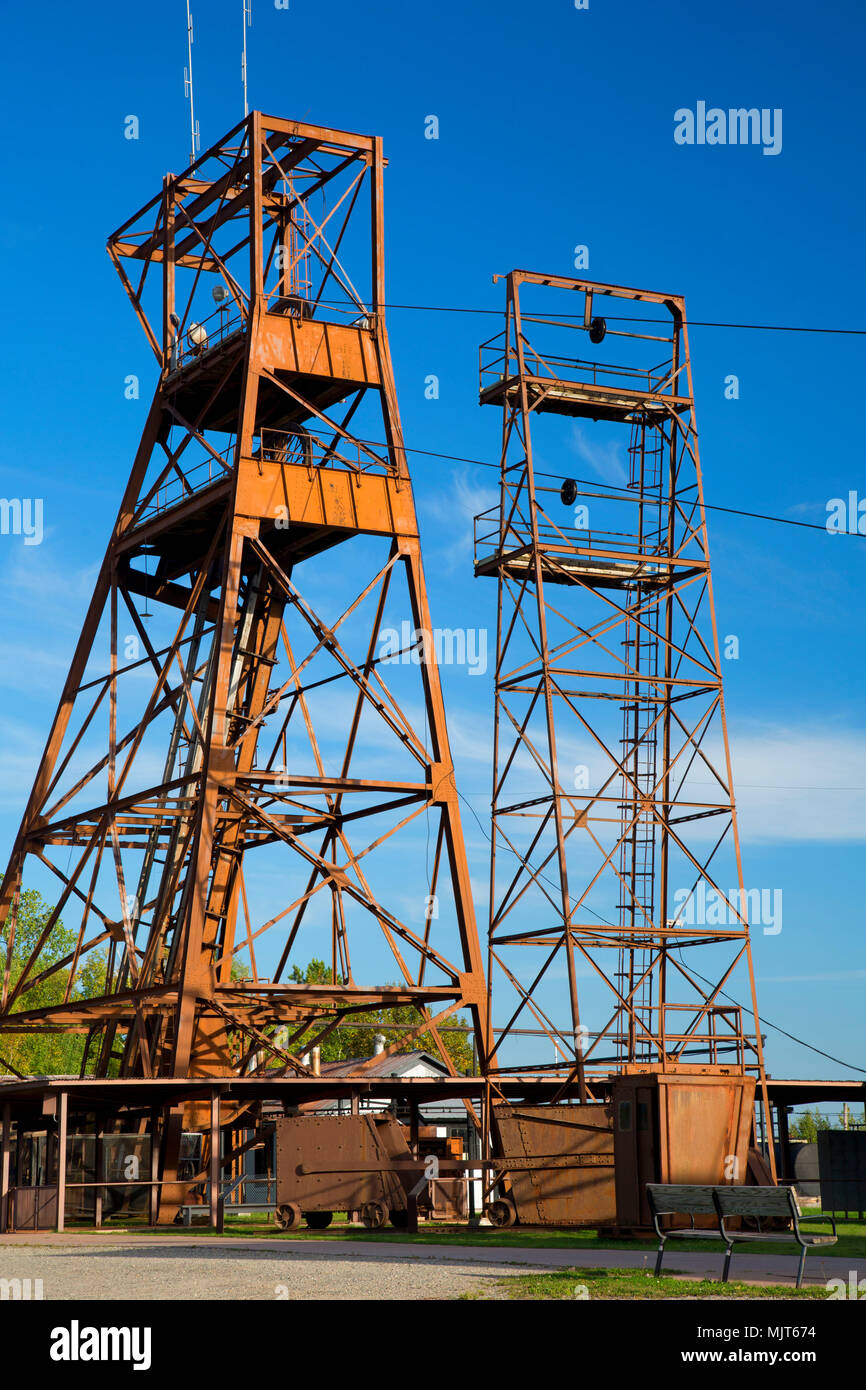 Mine shaft headframe hi-res stock photography and images - Alamy