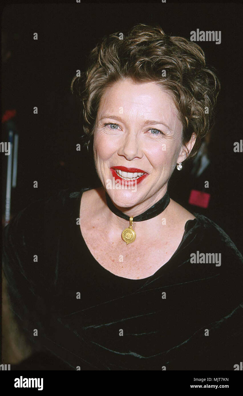 Bening Annette -3.JPGBening Annette -3 Event in Hollywood Life ...