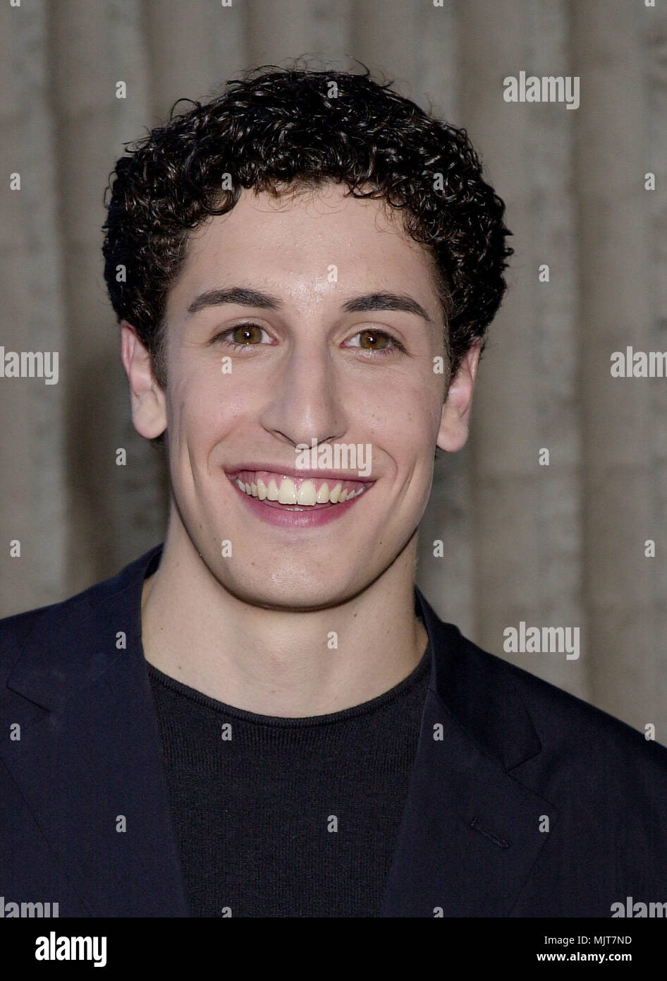 Jason biggs 1994 hi-res stock photography and images - Alamy