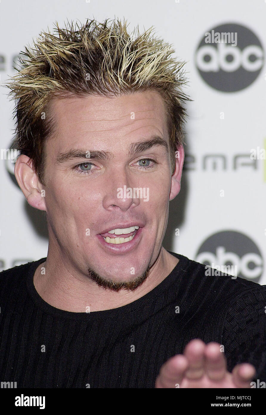Nov 04, 2000; Los Angeles, CA, USA; The Radio Music Awards honor his ...