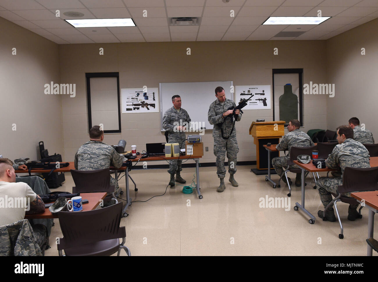 132d wing hi-res stock photography and images - Alamy