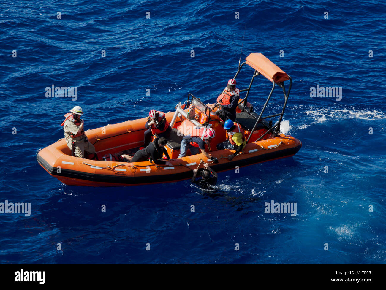 Pacific ocean submarine tender hi-res stock photography and images - Alamy
