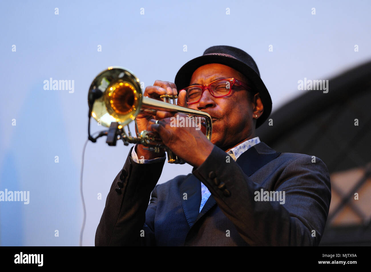 Henryk Miśkiewicz from "FULL DRIVE" feat. Michael Patches Stewart ...