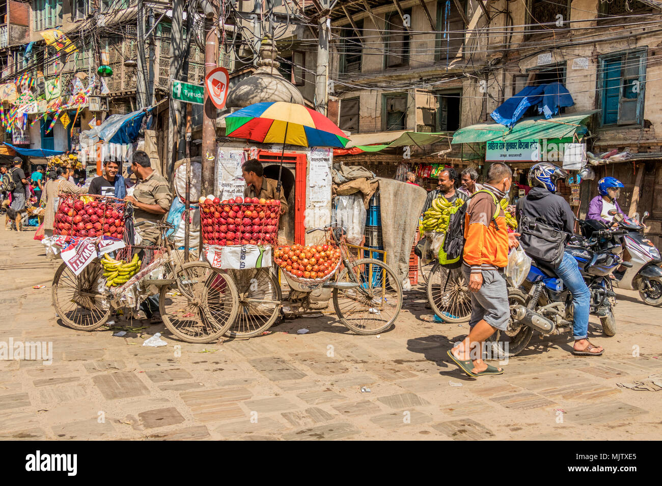 Street life Kathmandu Nepal Stock Photo - Alamy