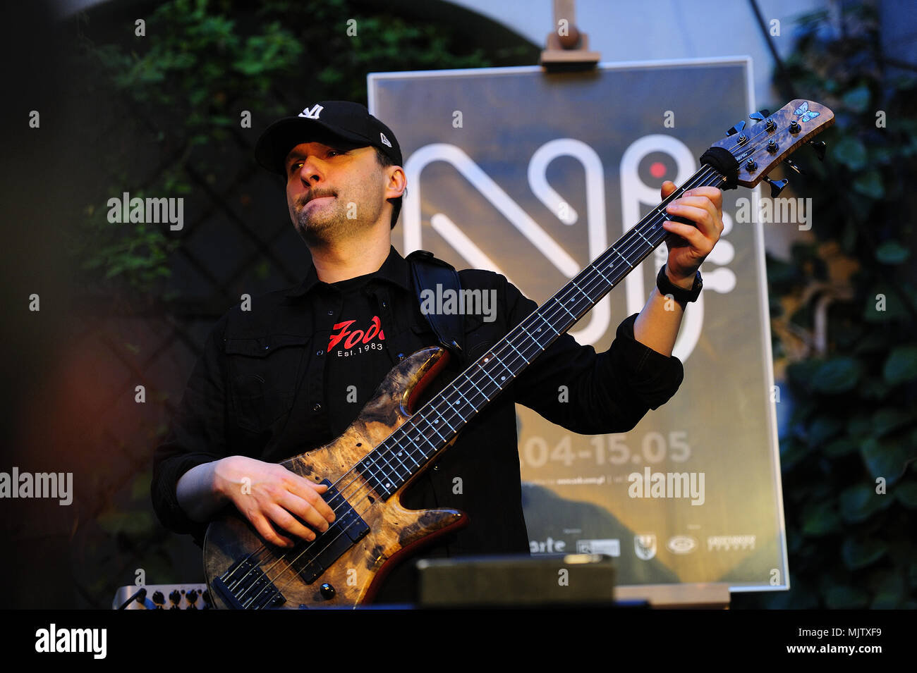 Robert kubiszyn bass hi-res stock photography and images - Alamy