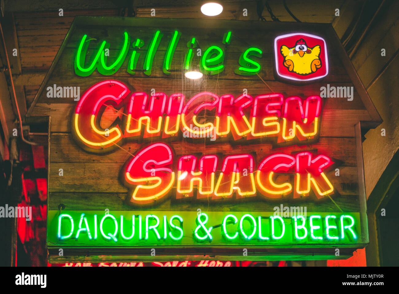 Chicken signs hi-res stock photography and images - Alamy