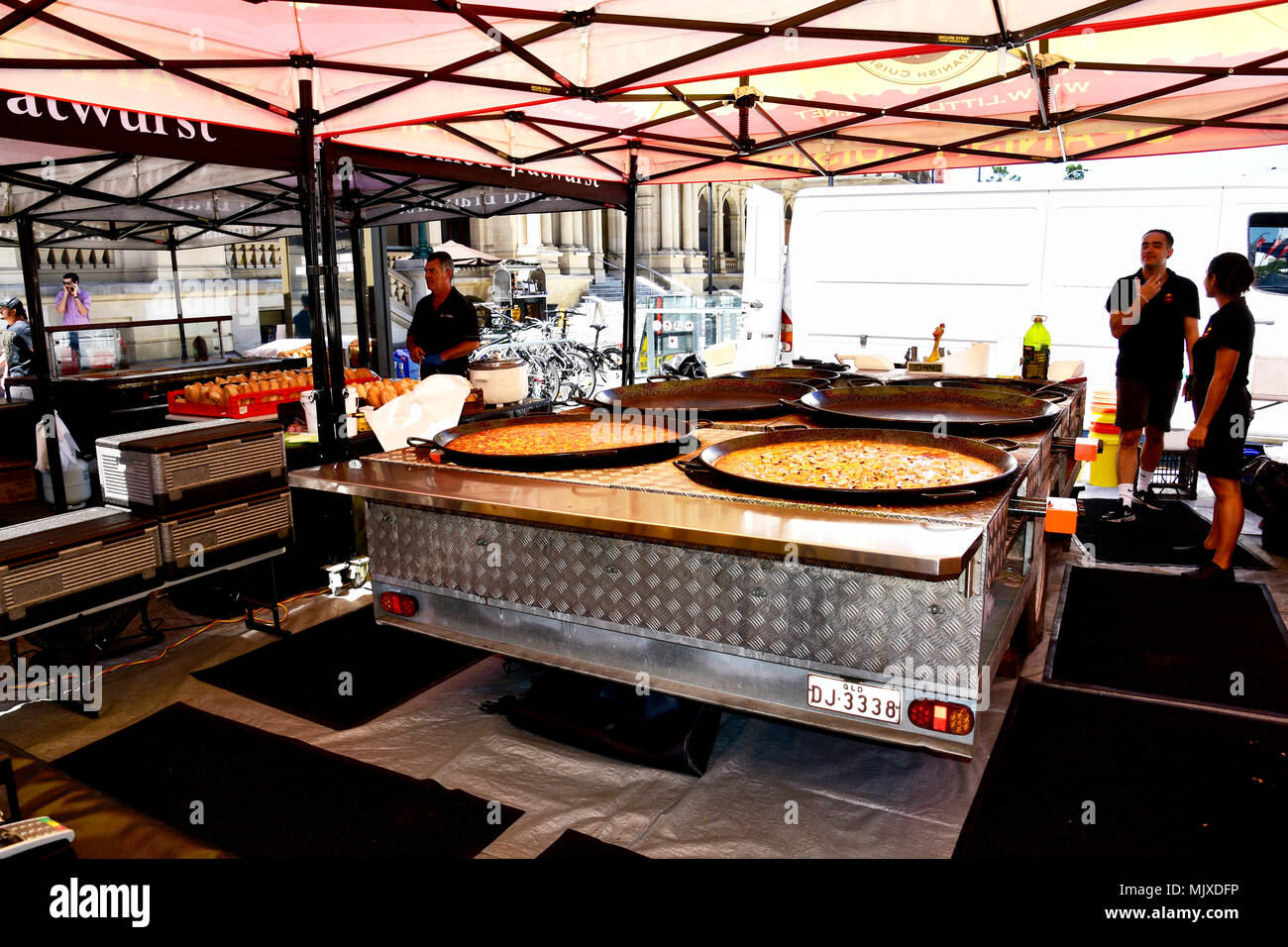 Asian cooking hi-res stock photography and images - Alamy