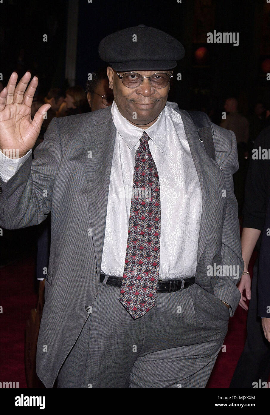 BB King arriving at the premiere of: All Access: Front Row. Backstage ...