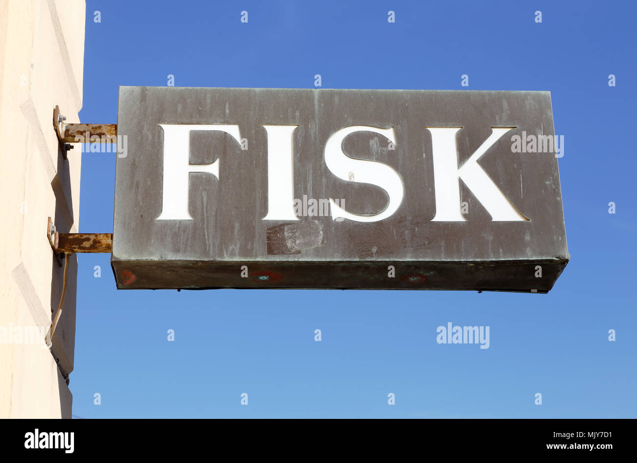 Fishmonger signs hi-res stock photography and images - Alamy