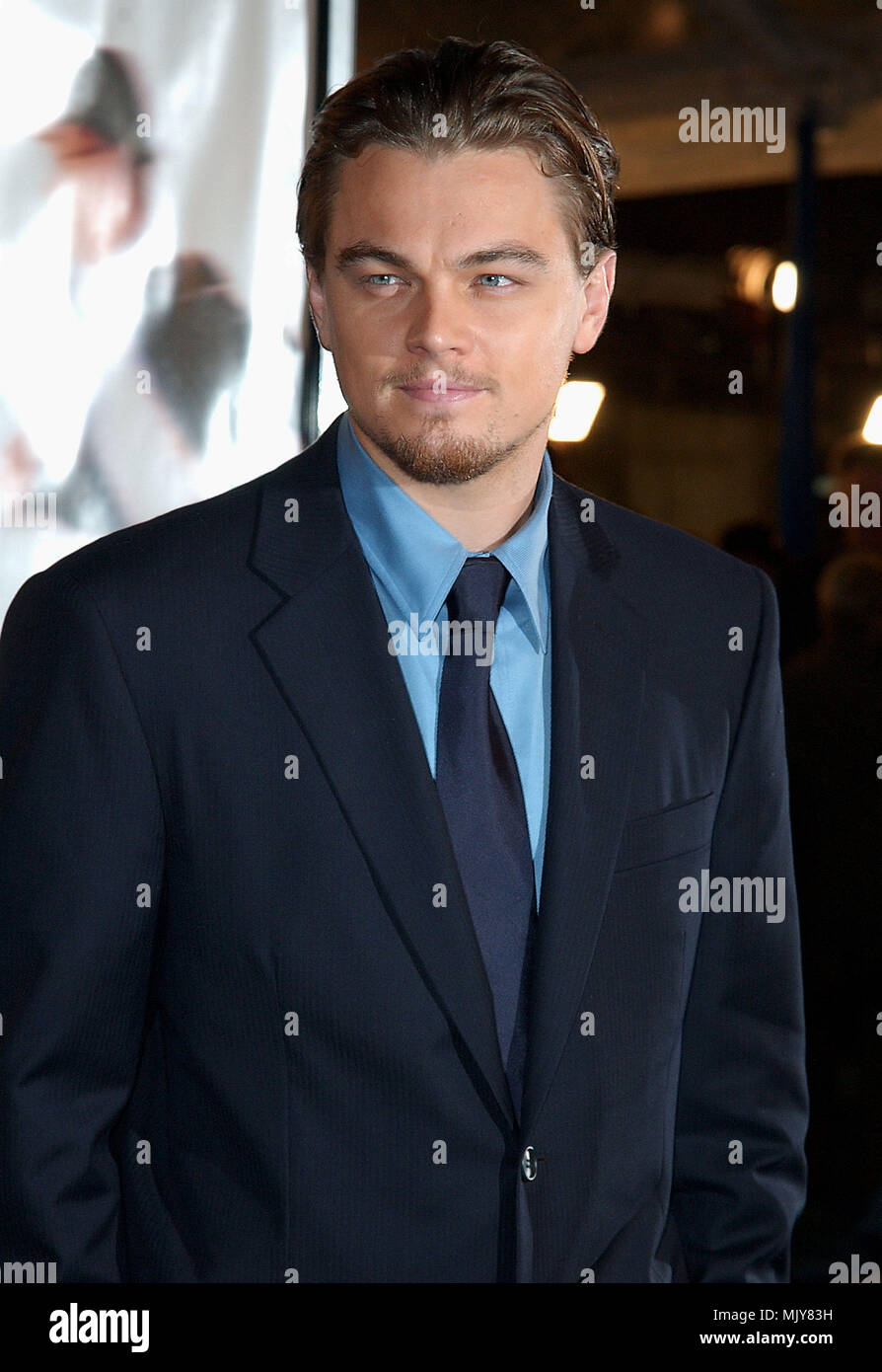 Leonardo DiCaprio arriving at the premiere of "Catch Me If You Can" at ...
