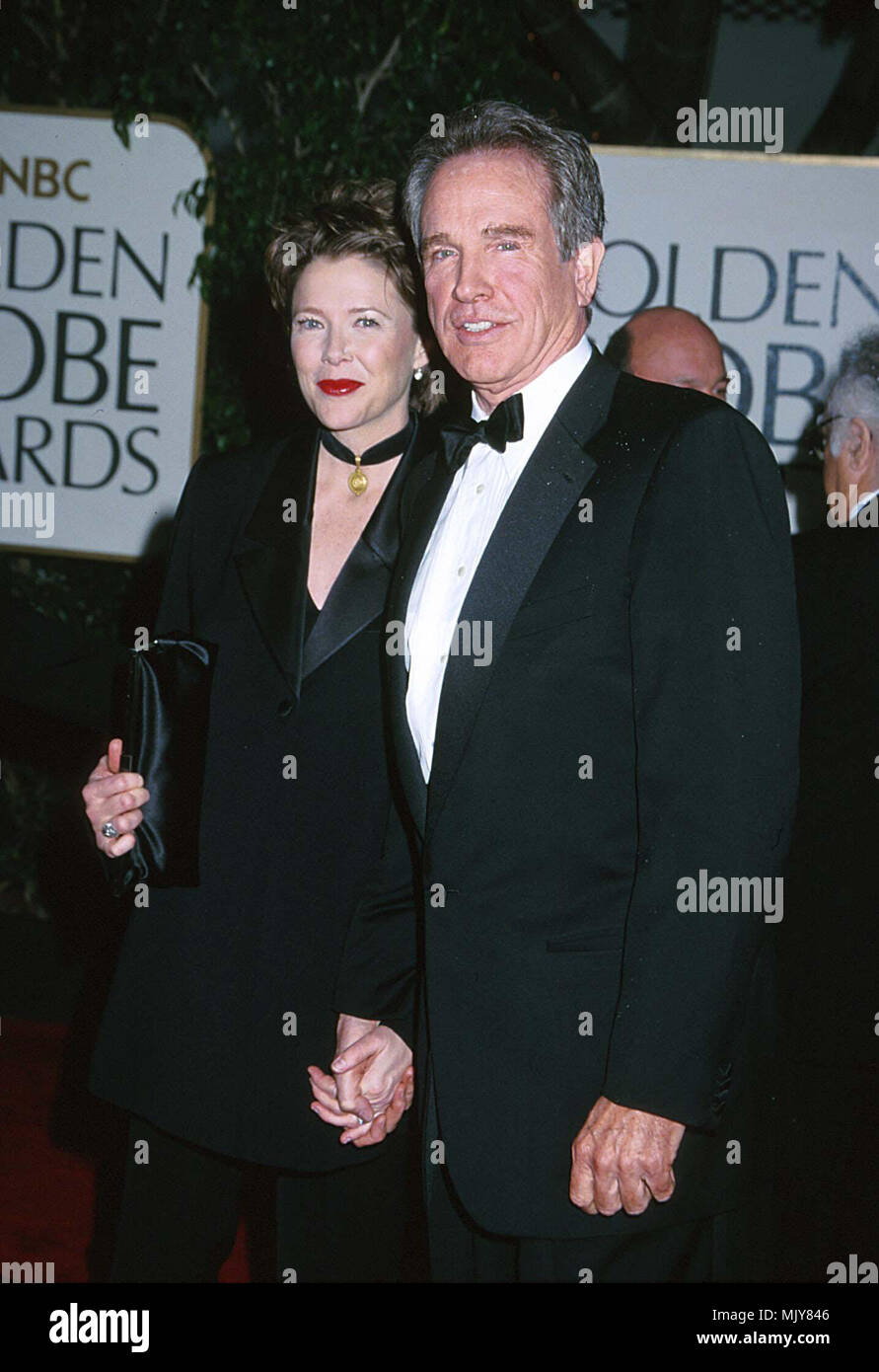 Annette bening and family hi-res stock photography and images - Alamy