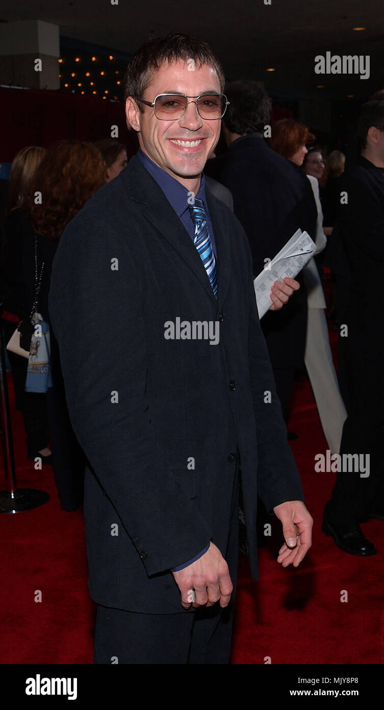 Robert Downey Jr. arrives at the 53rd Primetime Emmy Awards at the ...