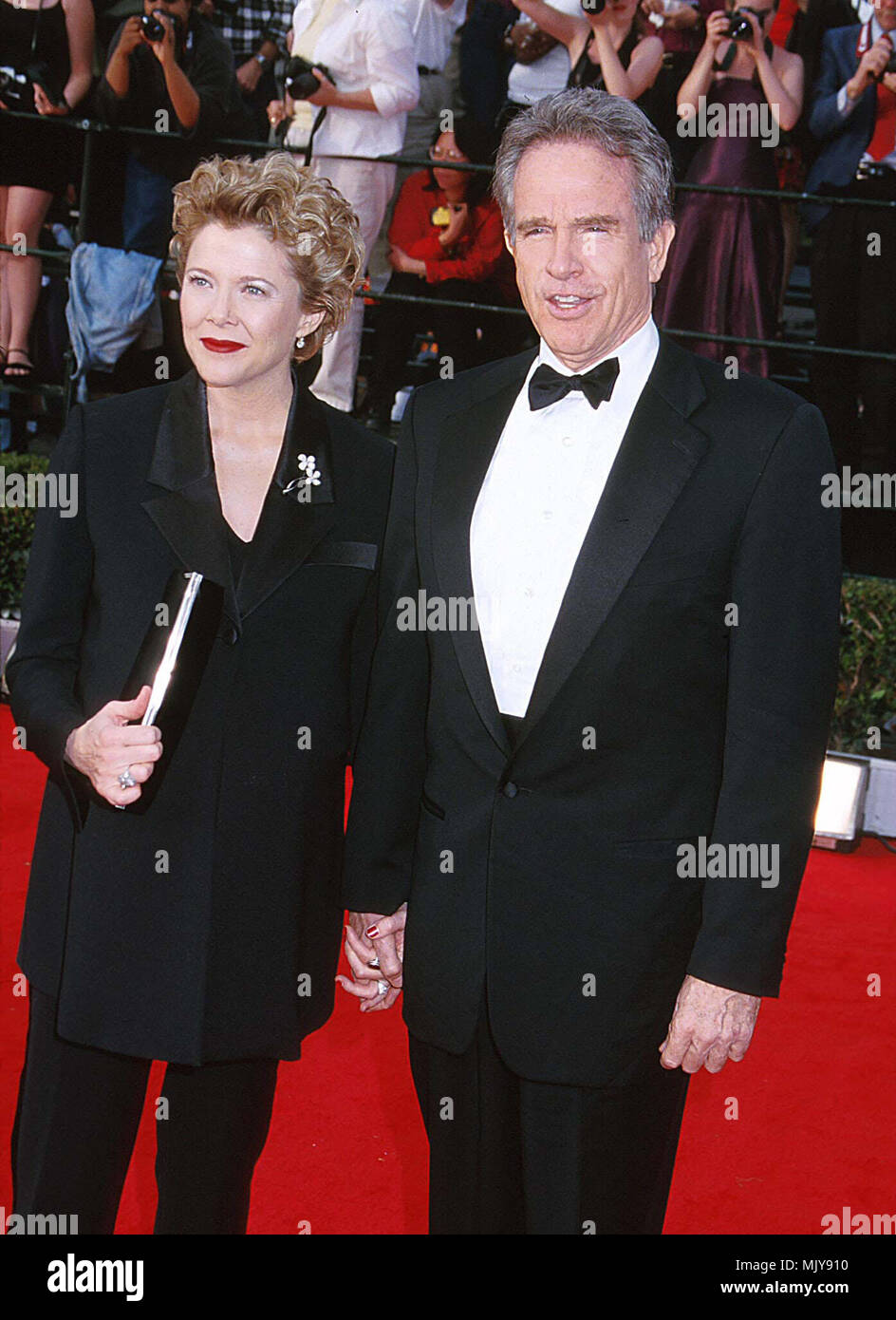 Annette bening and family hi-res stock photography and images - Alamy