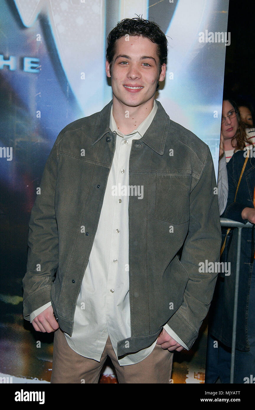 Mike Erwin Shes Too Young