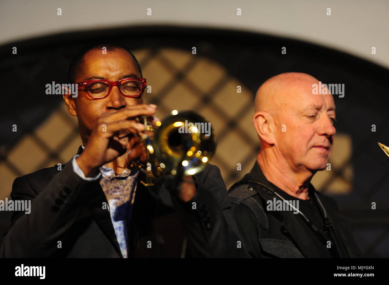 Robert stewar hi-res stock photography and images - Alamy