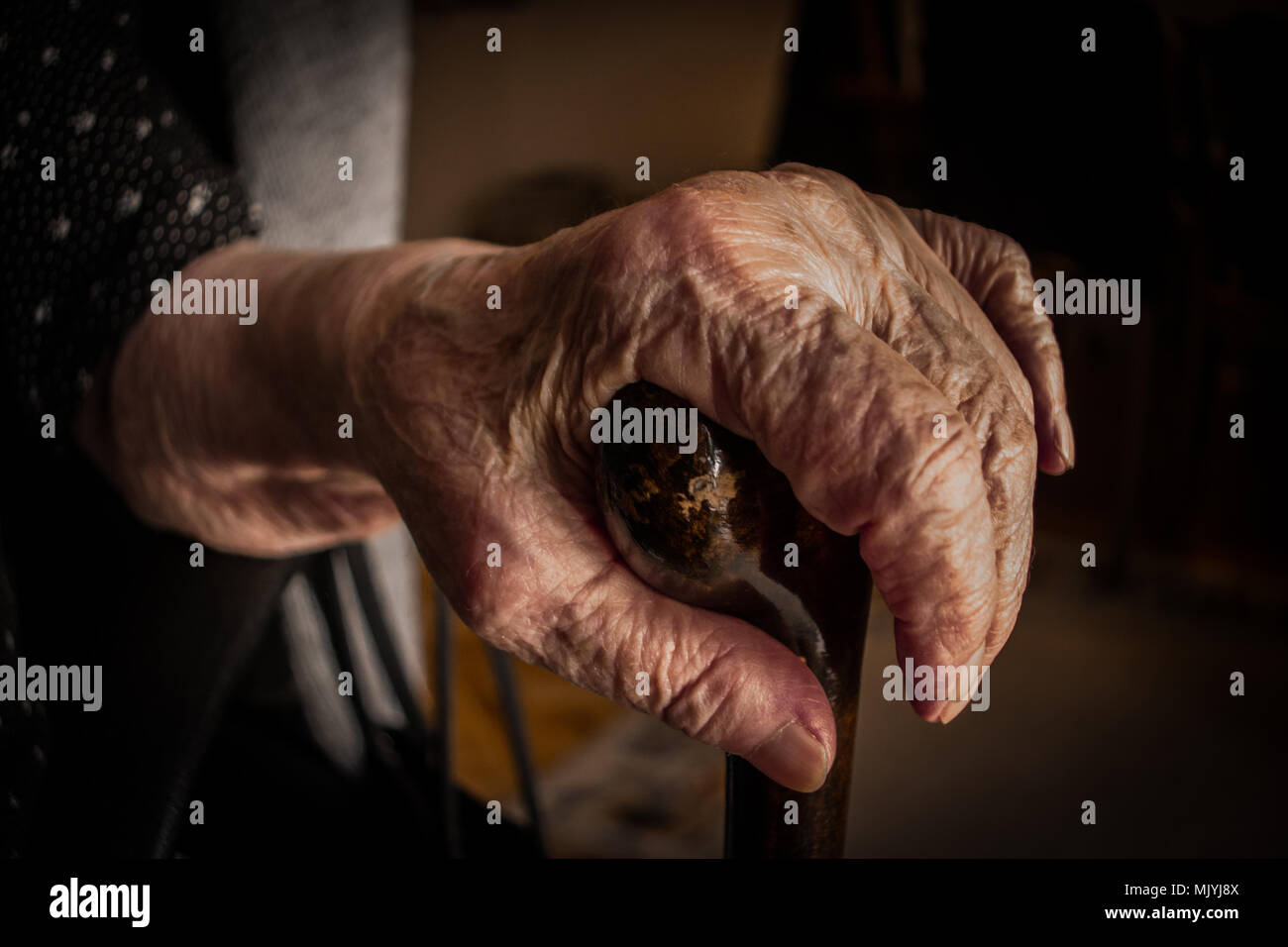 old people hands Stock Photo - Alamy