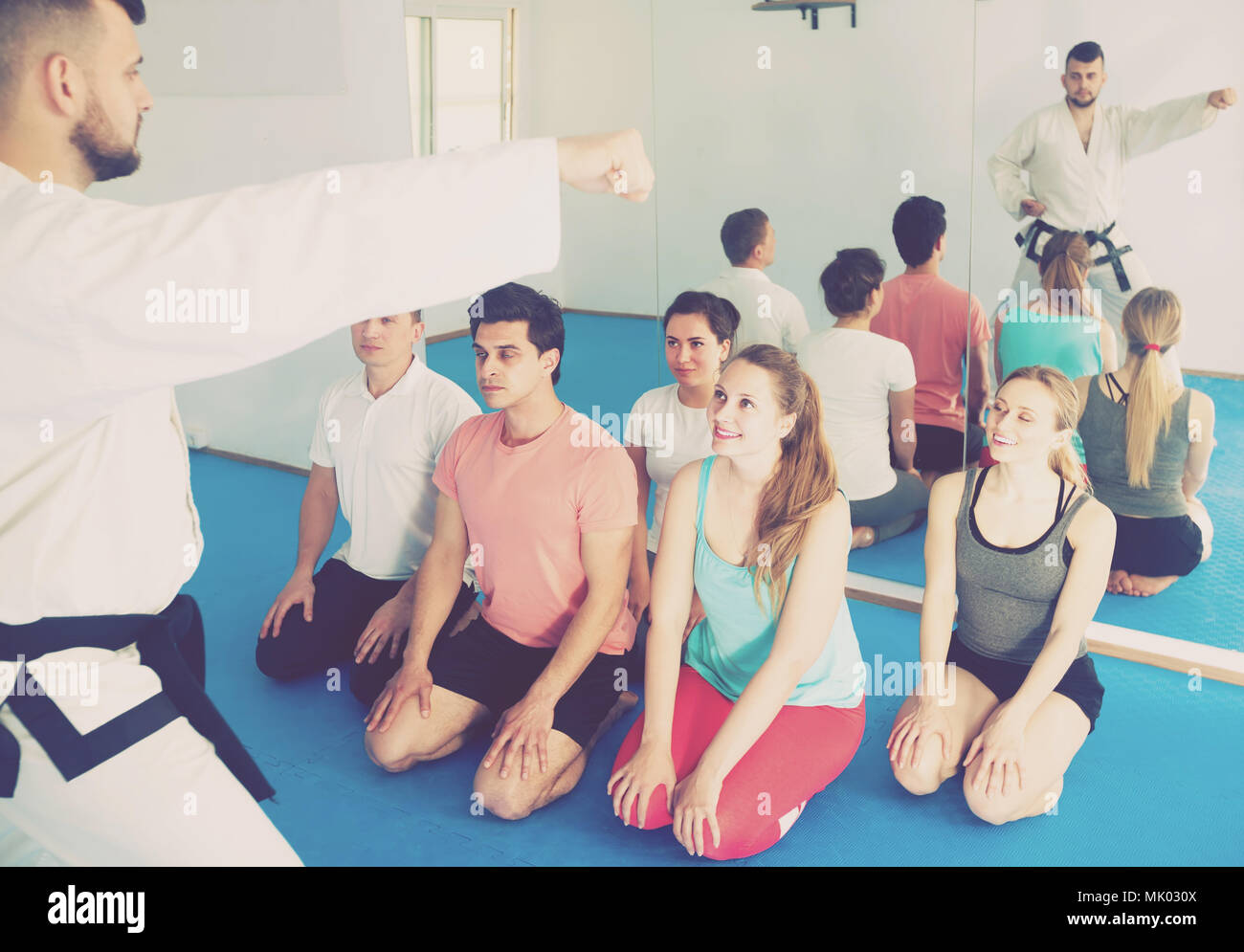 Karate teacher hi-res stock photography and images - Alamy